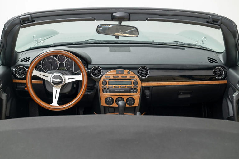 This Miata looks more like an Aston Martin than some real Aston Martins do