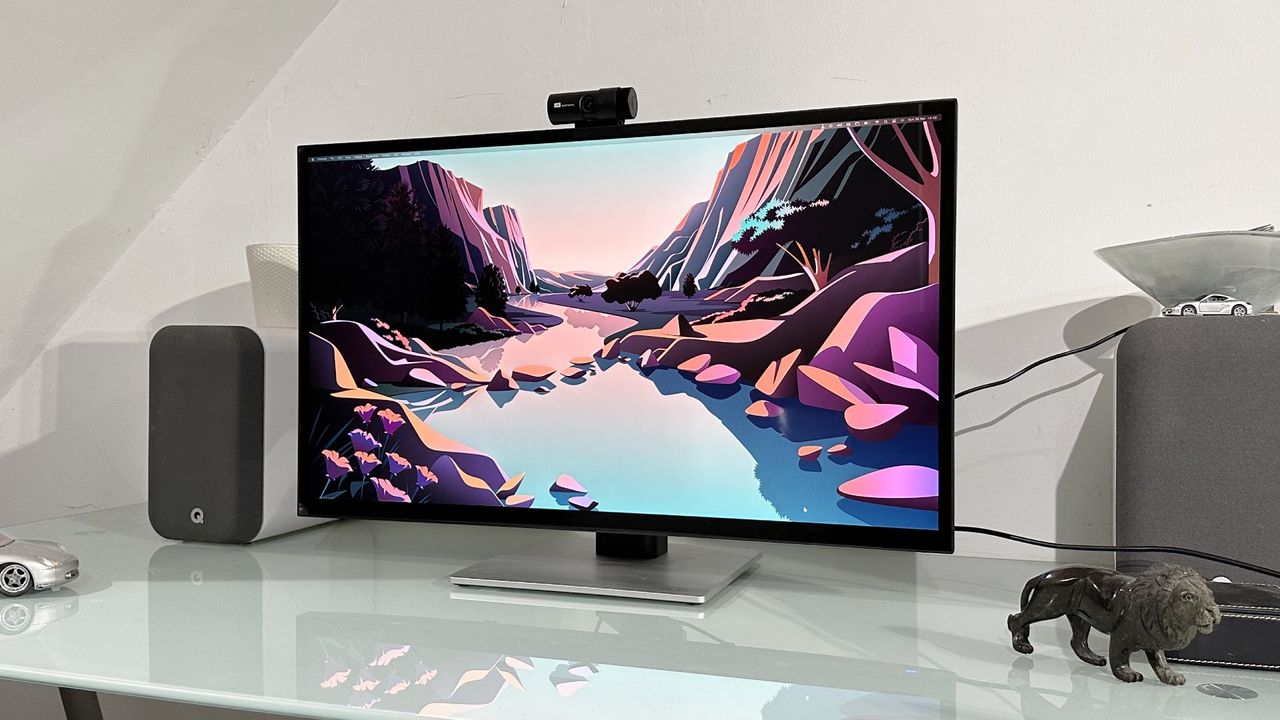 I tested the Acer ProCreator PE320QXT — a good value 6K touchscreen monitor