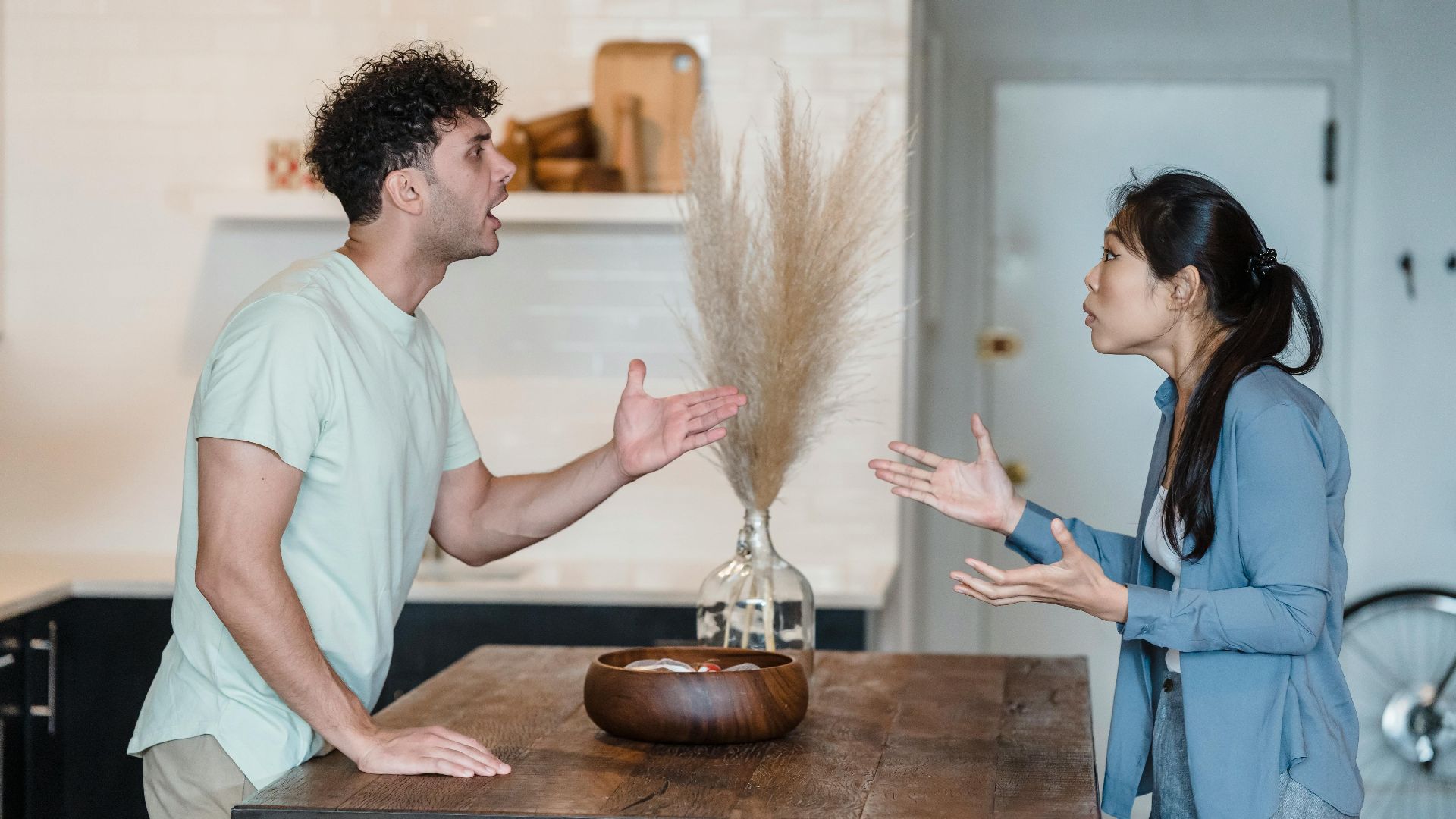 10 things that will eventually break a marriage & 10 that are actually ...