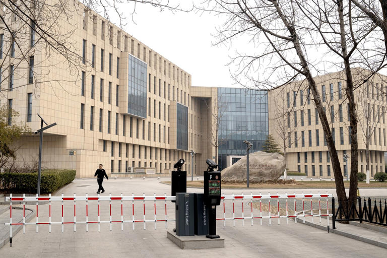 China races to build record biobank to rival US drugs research