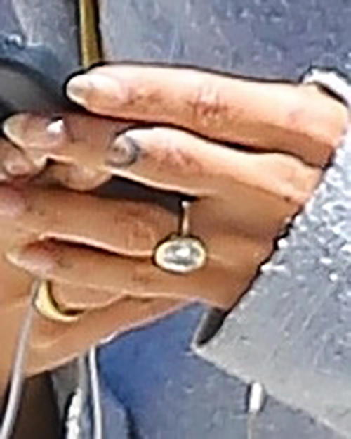 Zoë Kravitz’s 'seriously huge' engagement ring from Harry Styles could ...