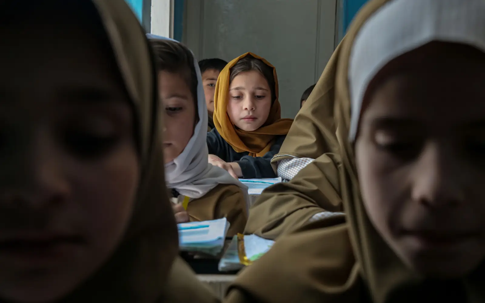 UNICEF warns Afghanistan could lose up to 25,000 female health workers ...
