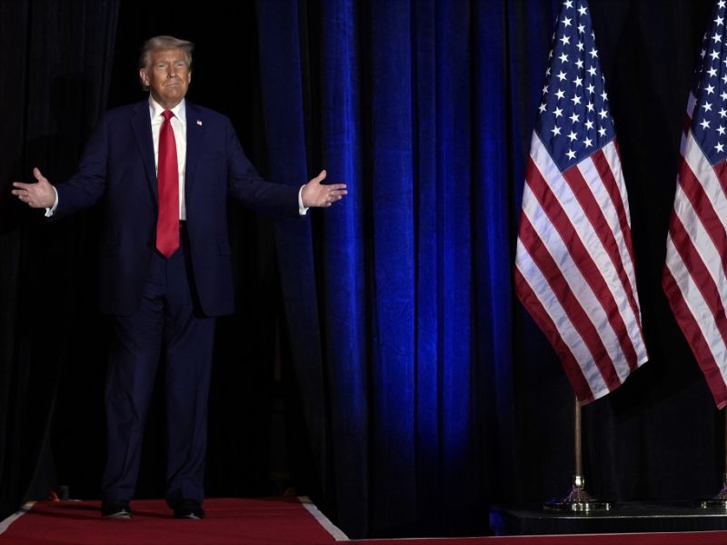Donald Trump news: Trump begrüßt König Charles und Camilla am Weißen Haus