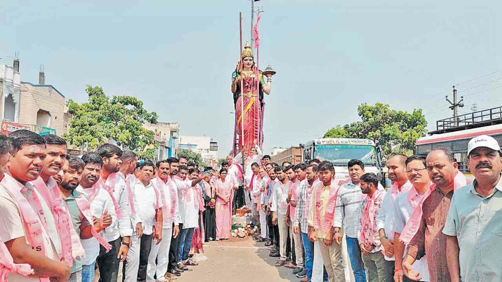 ఉద్యమ పార్టీ వెంటే తెలంగాణ ప్రజలు