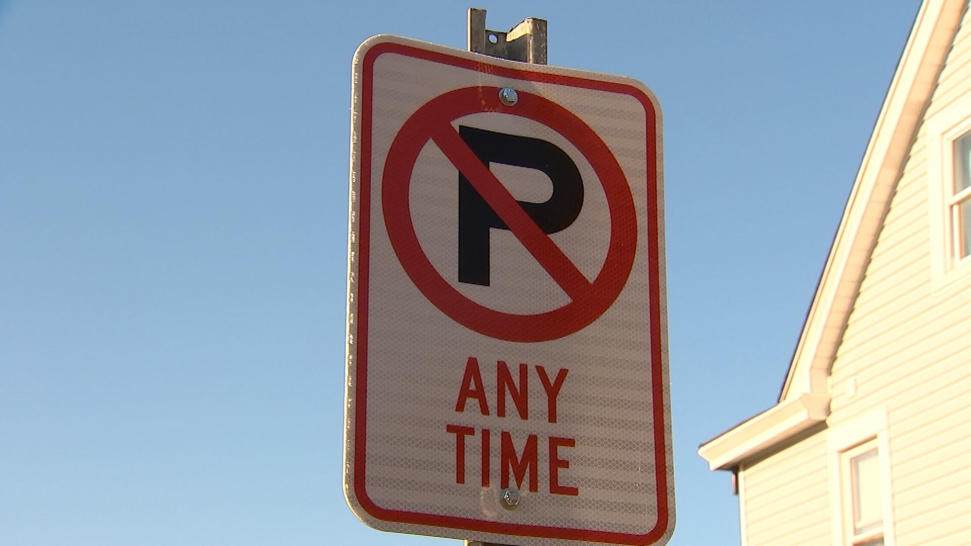 New parking rule goes begins on crowded McKees Rocks street