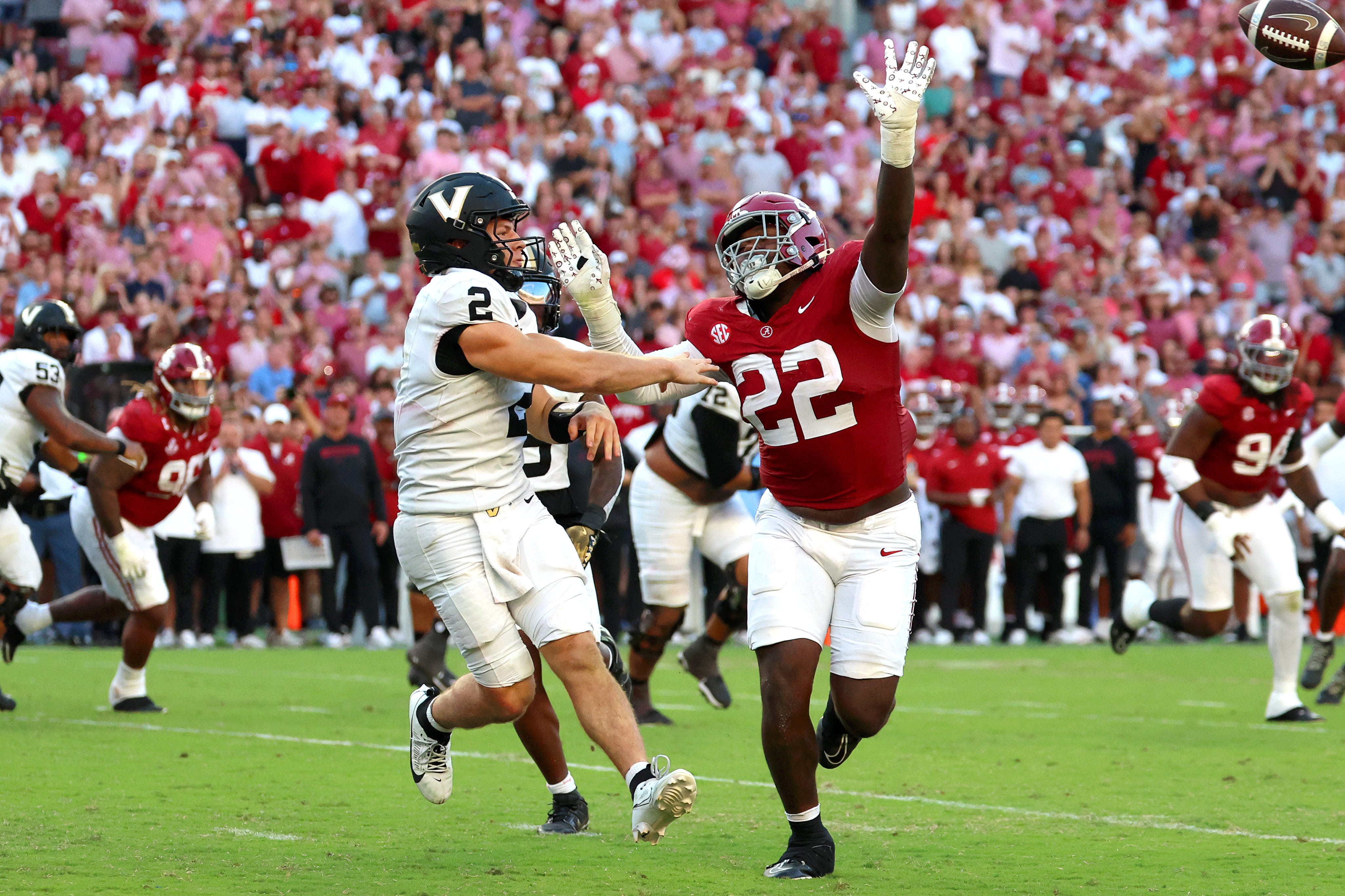 Despite lack of twitch, Cowboys 4th-round pick may be switch that's needed