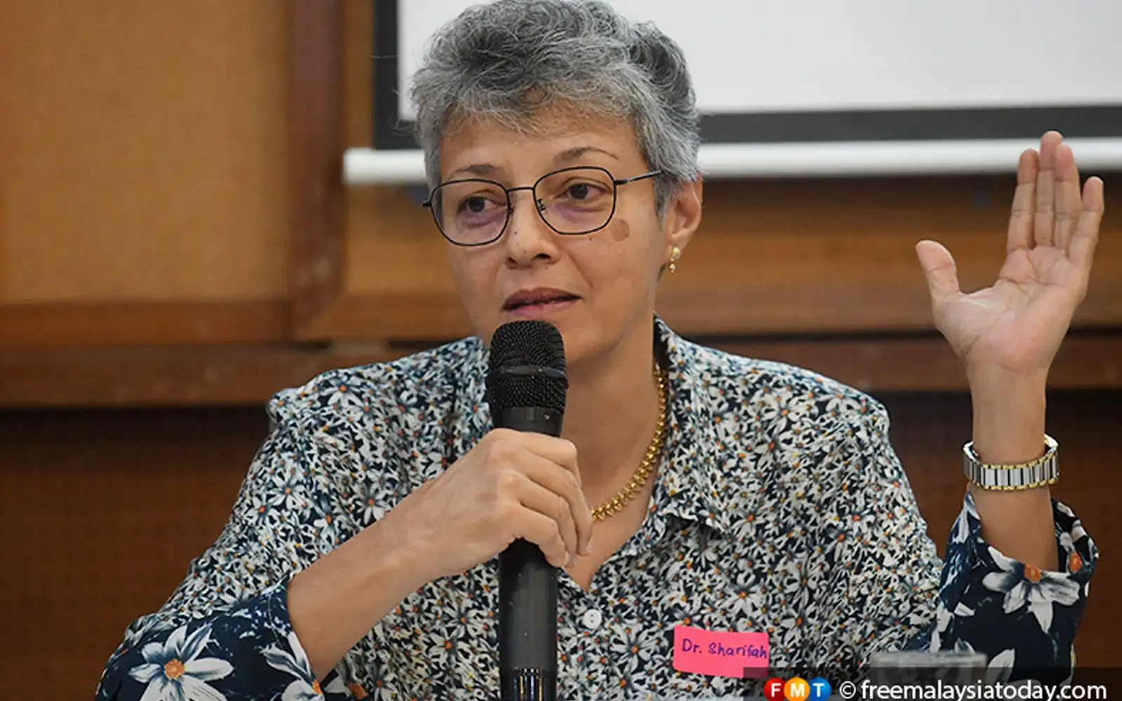 Humanities, social sciences always relevant, says independent scholar