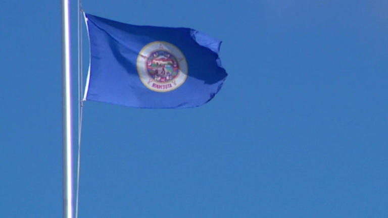 Minnesota bill would penalize cities that fly old state flag