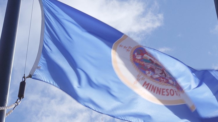 Inver Grove Heights votes to fly old state flag