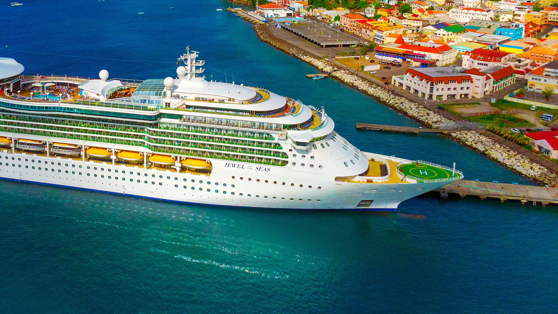 Forget Icon of the Seas: Royal Caribbean's smallest ships might ...
