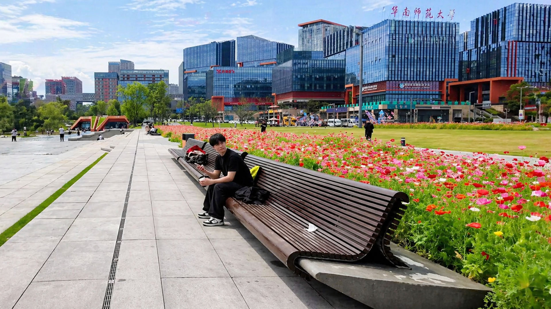Deze plek in China maakt van een simpele bank een mooie beleving