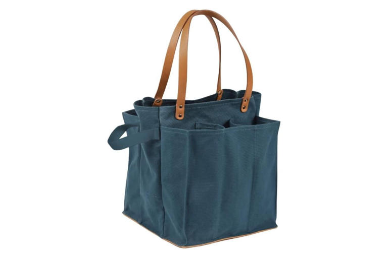 15 outdoor essentials that’ll level up any picnic, soccer game, or ...