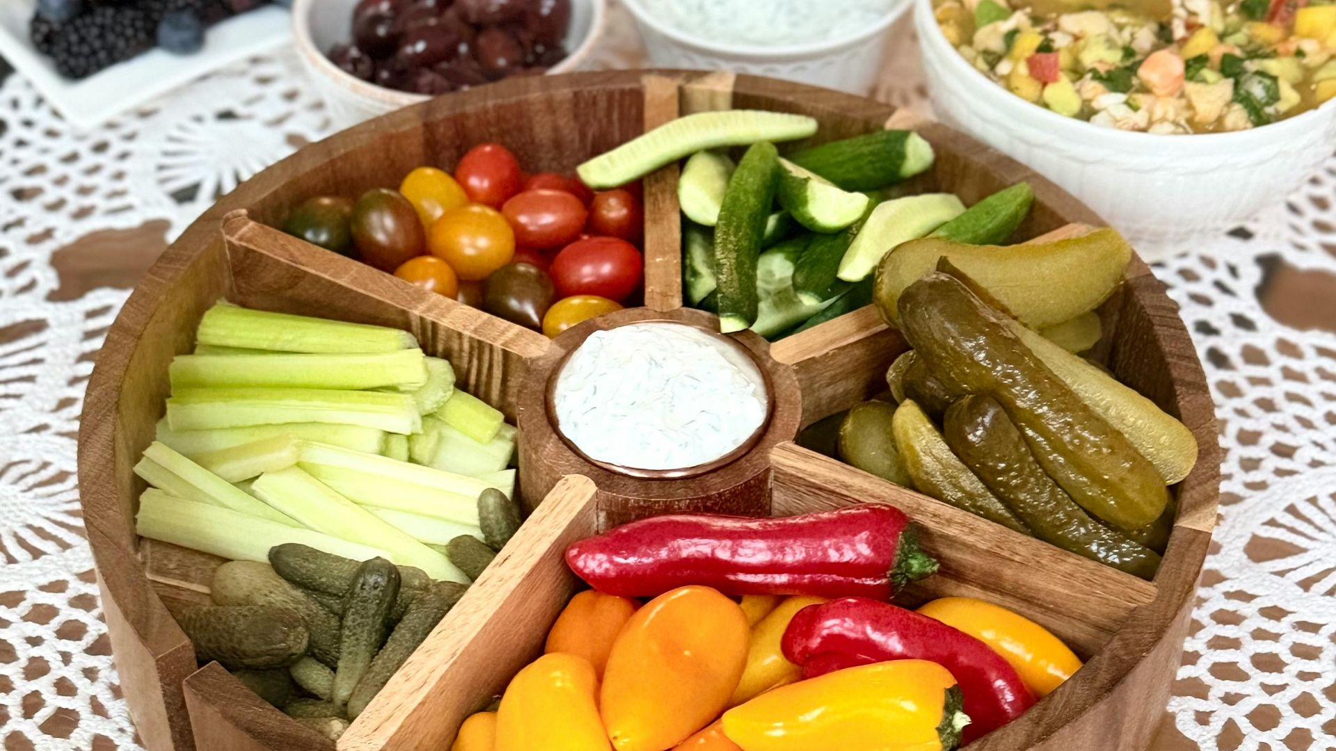 20 things people bring to potlucks that ruin the whole night