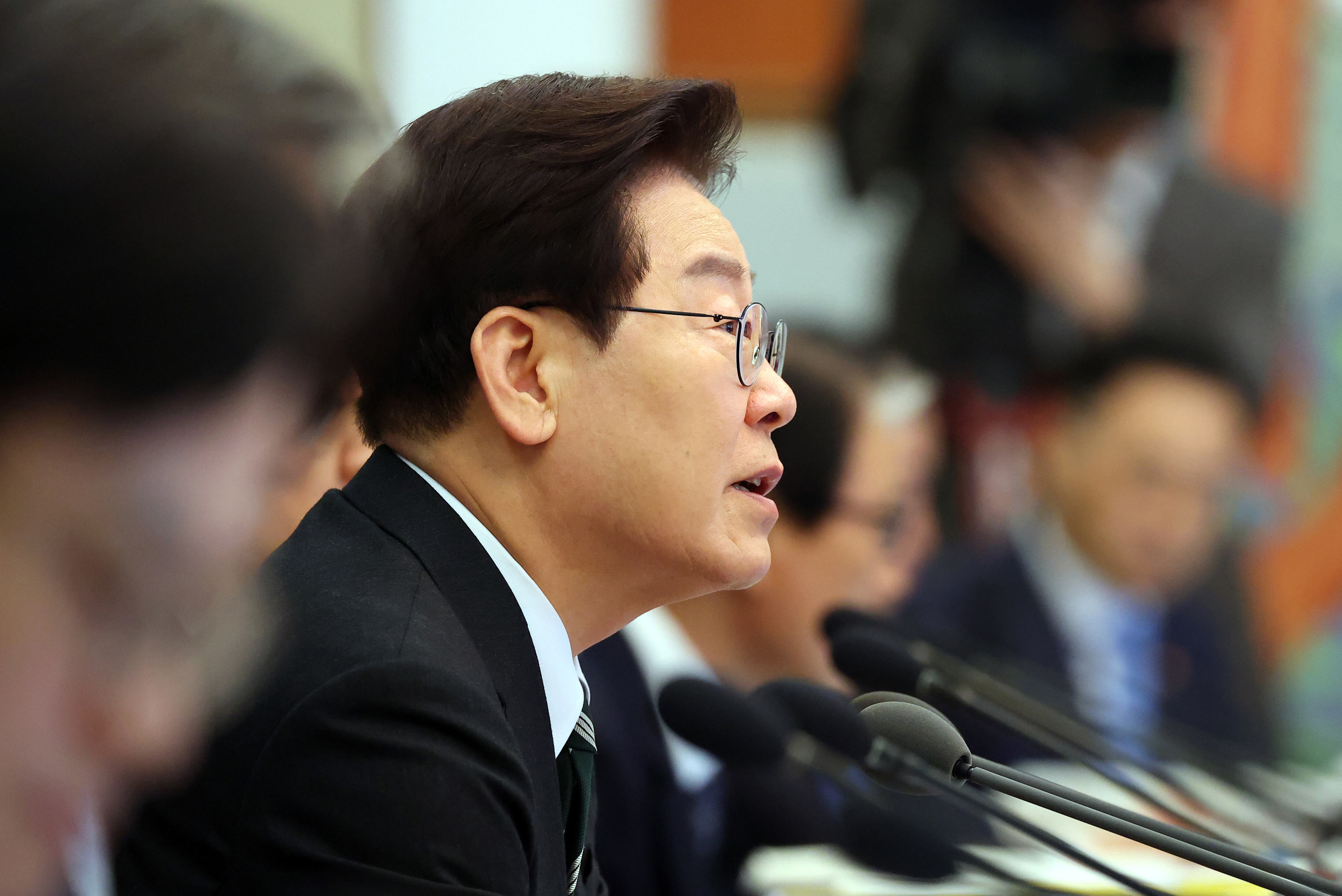 President Lee Jae Myung: Canceling field trips deprives students of ...
