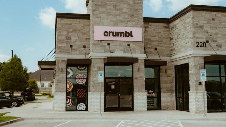 Crumbl's new cerulean blue cookie celebrates The Devil Wears Prada 2 ...