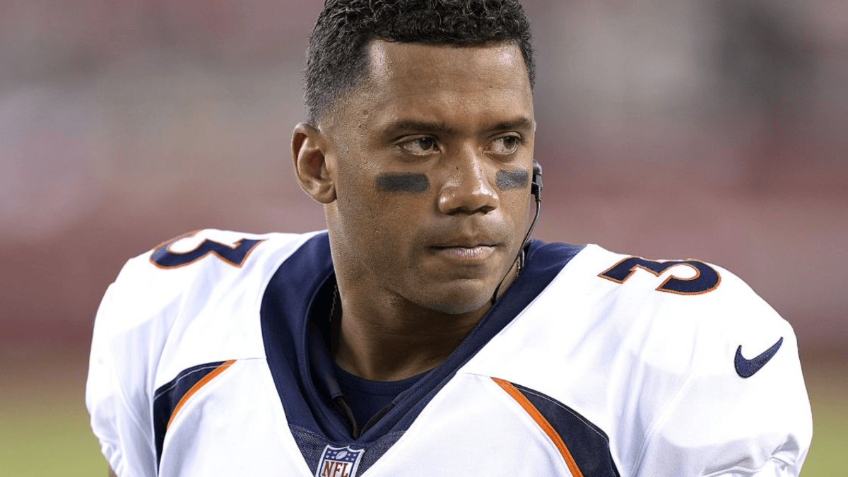 Russell Wilson joins the Savannah Bananas as he plans his NFL 2026 comeback