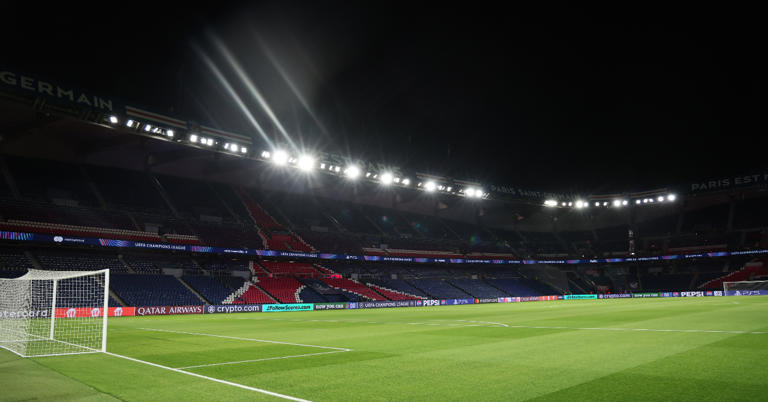 « Retournez boire » : la banderole très limite des ultras parisiens