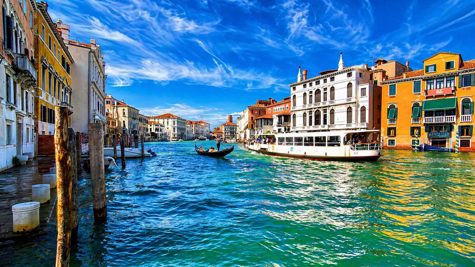 ఇటలీలోని వెనిస్‌లోని రొమాంటిక్ వాతావరణం జీవంతమవుతుంది (4K)