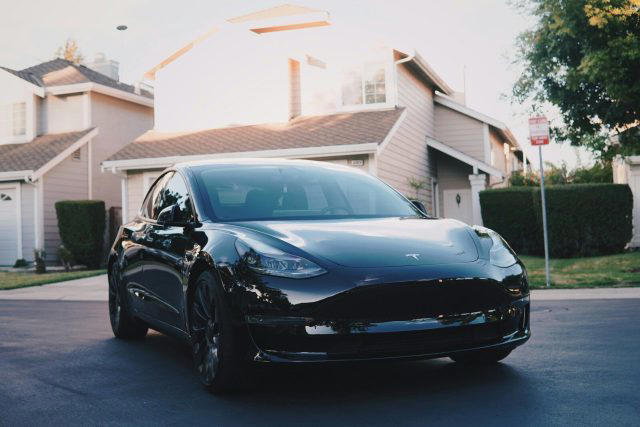 Tesla's dual-edged price strategy: Boosting EV adoption while battling ...