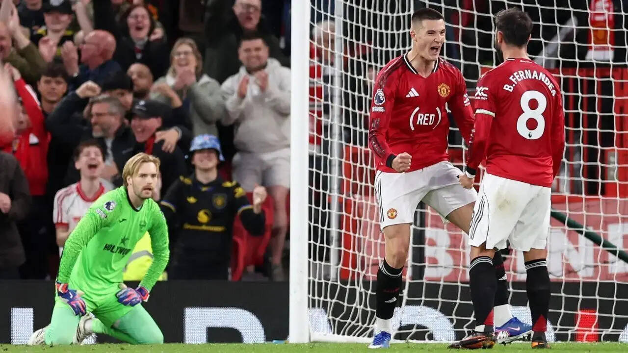 Manchester United edge Brentford, move within touching distance of ...