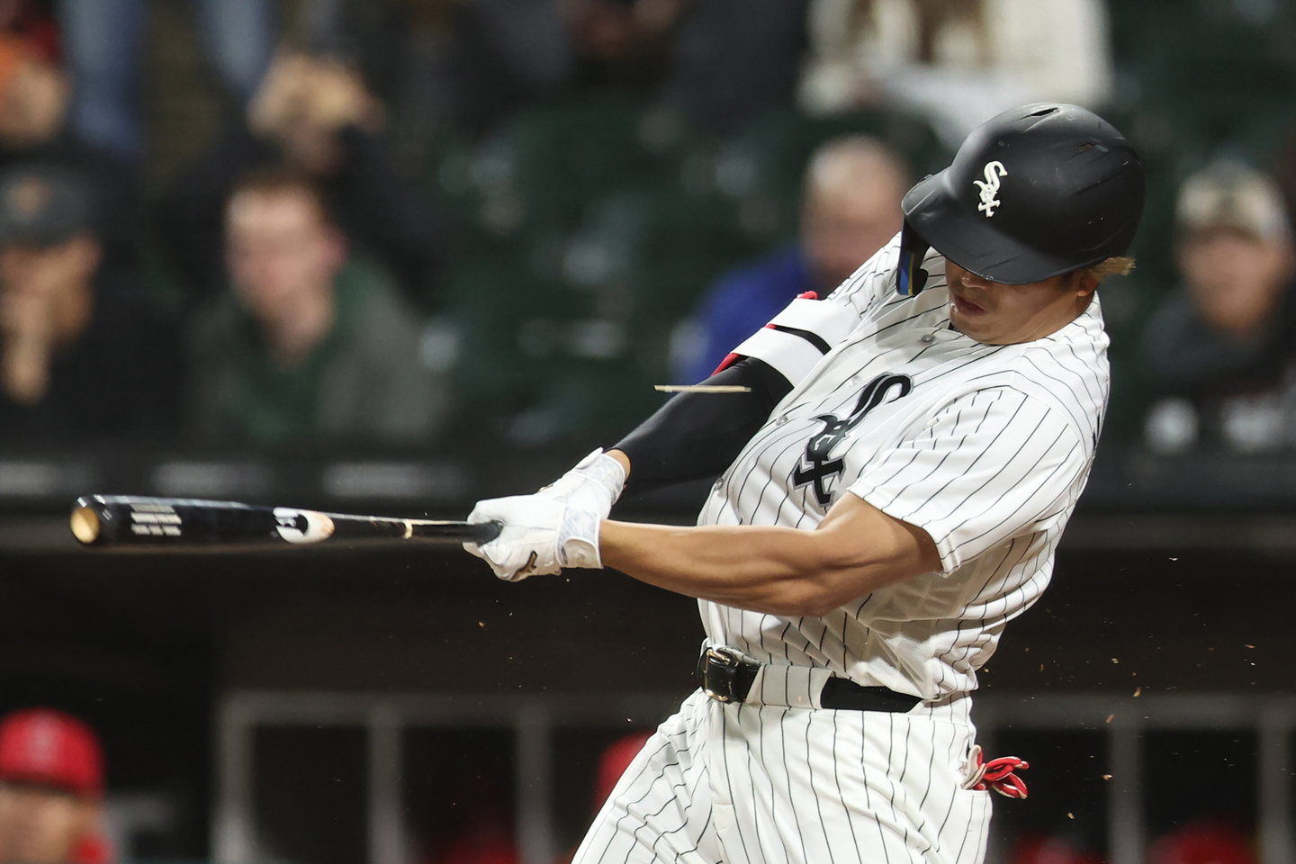 「ゴジラ!」村上宗隆が劇的12号逆転弾! 深夜の球場にシカゴファン大歓声「ムネは人間じゃない」「ついにスーパースターが出てきた!」