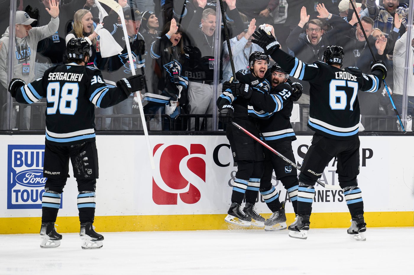 Theodore's overtime goal lifts Golden Knights to 5-4 win over Mammoth ...