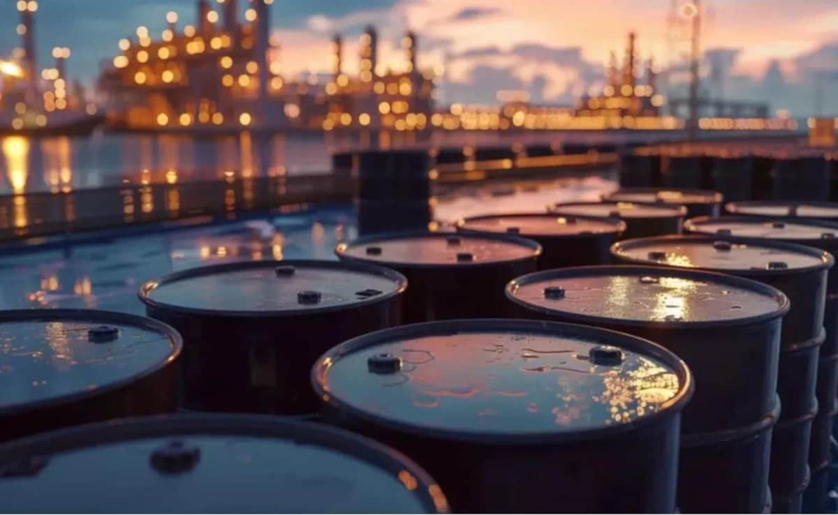 Oil giants make $3,000 every second as US families struggle to pay bills