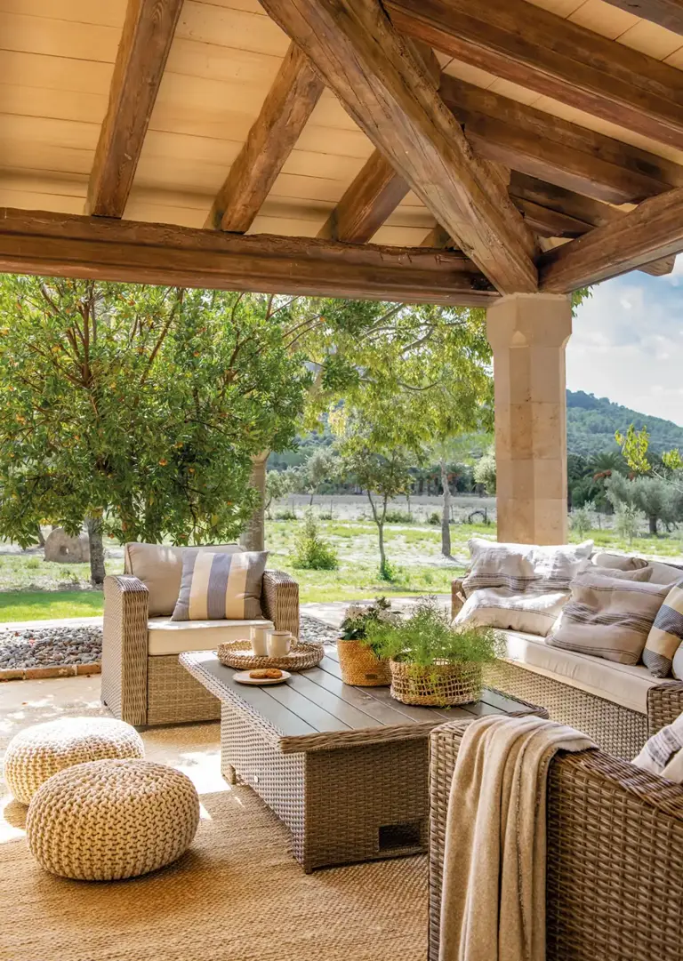 Los muebles de terraza que parecen de «casa de revista» y resisten el ...