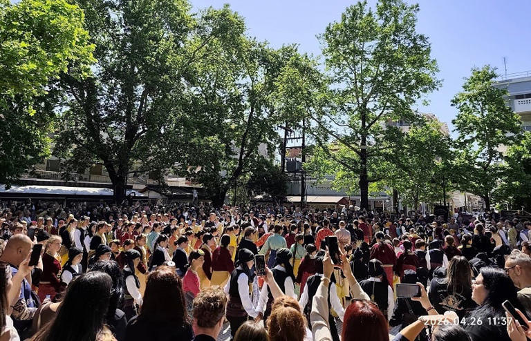 Σκύδρα: Η νέα γενιά κράτησε ζωντανή την ποντιακή παράδοση στο 4ο ...