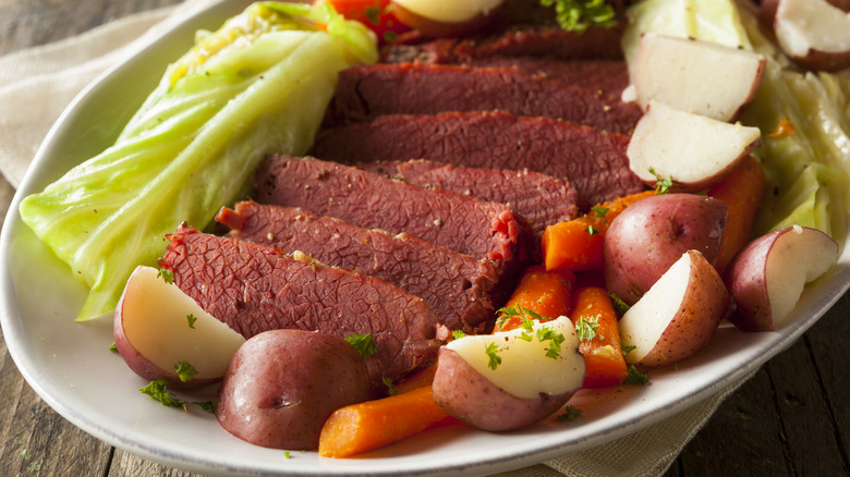 35 sides to serve with corned beef