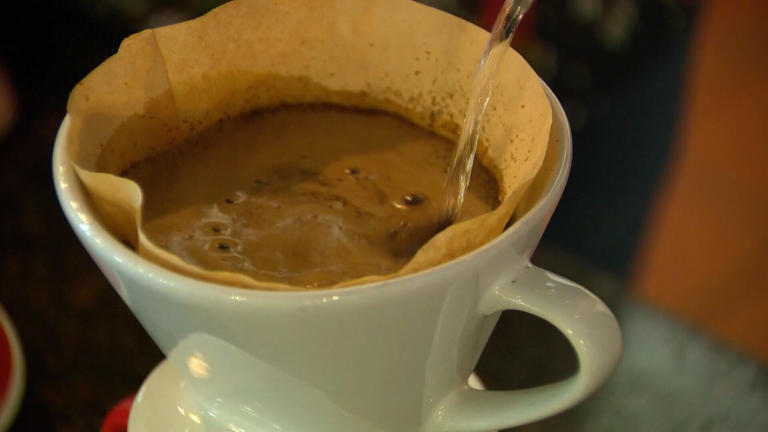 New research links coffee drinkers to lower risk of serious disease and ...