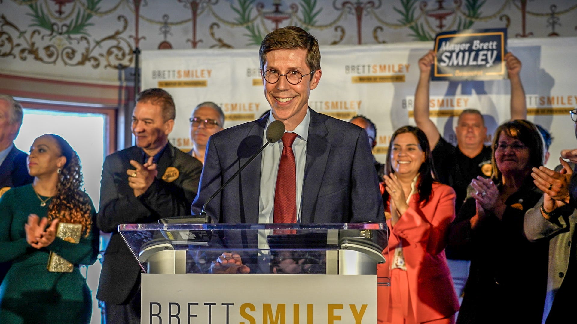 Providence Mayor Brett Smiley launches reelection campaign