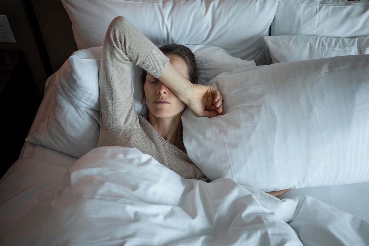 Fatigue persistante : ce signe discret au réveil qui peut révéler bien ...