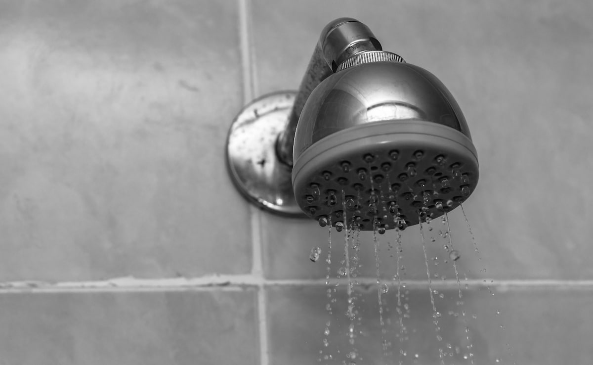 Doctors explain: Why you should wait before showering after coming in ...