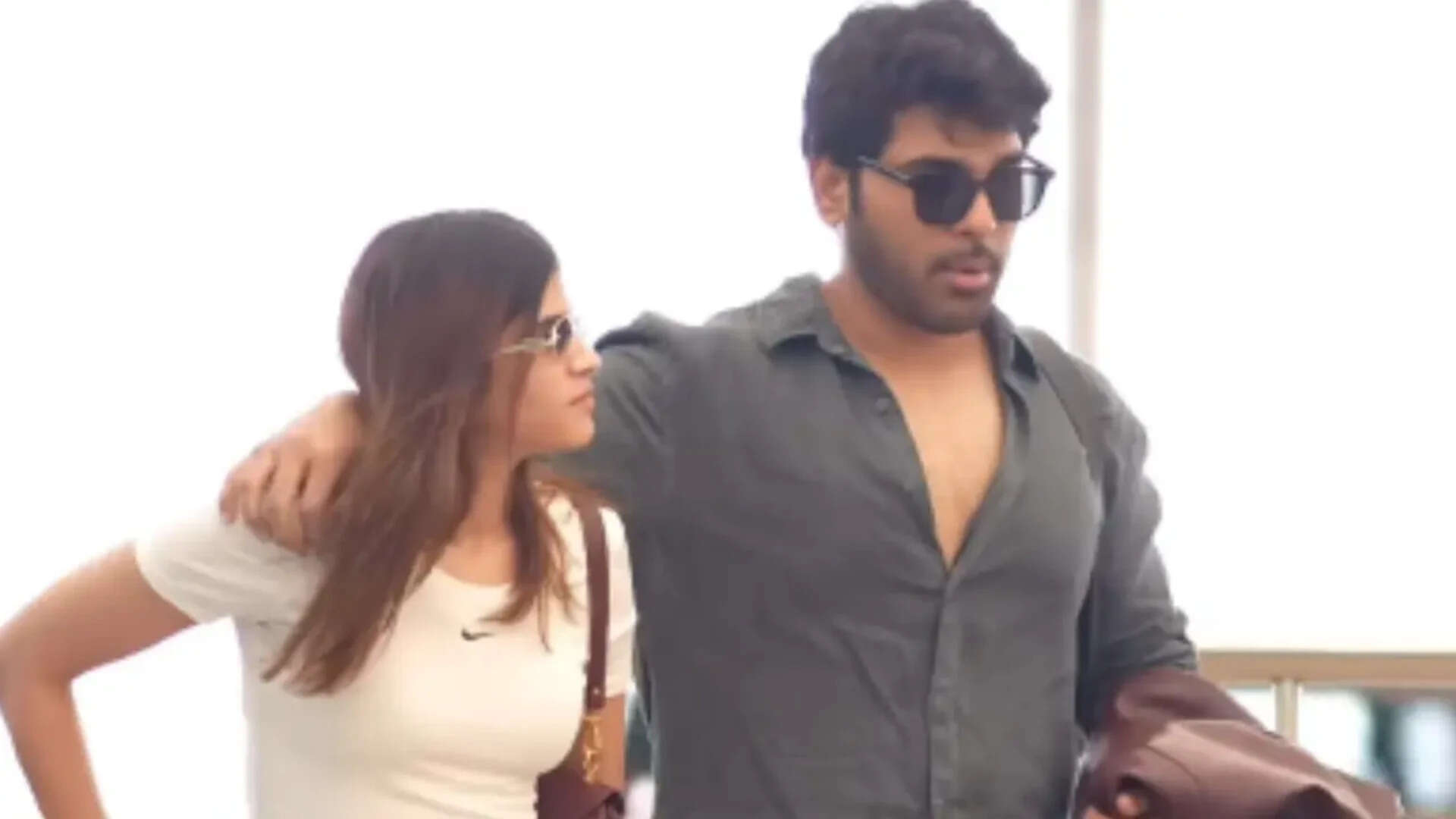 Newly wed Allu Sirish spotted with wife Nayanika Reddy; Airport look ...