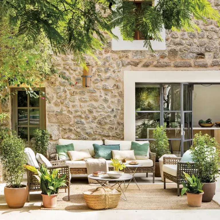 Los muebles de terraza que parecen de «casa de revista» y resisten el ...