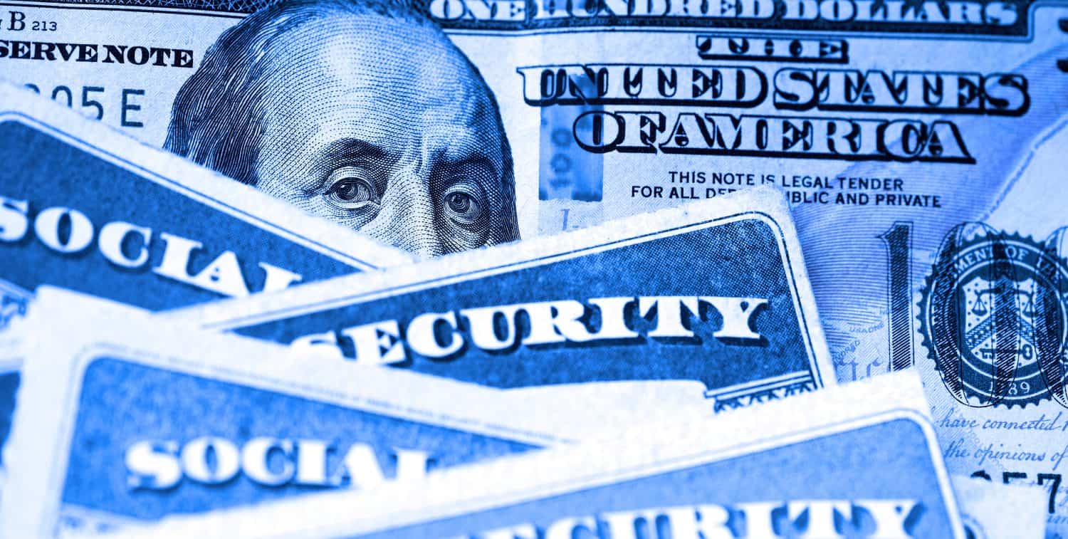 How to build $3,000 a month in dividend income to cover the average ...
