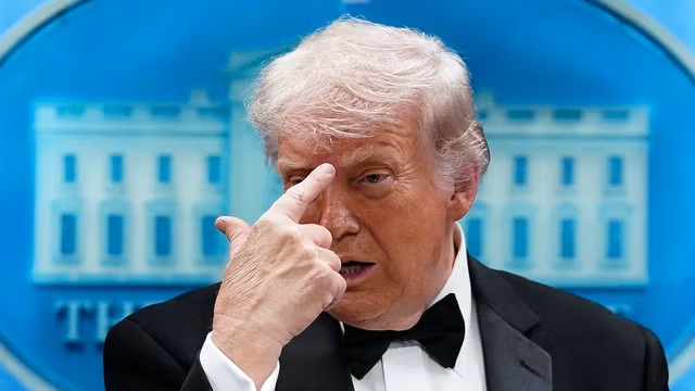 Shots fired near Trump - then the situation spirals out of control