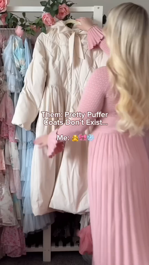 Princess style puffer coat outfit for a feminine winter look