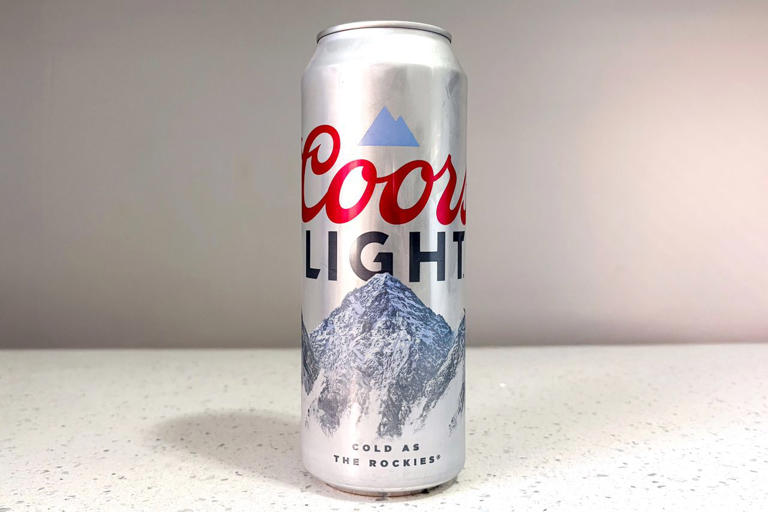 We tried 6 of America's top-selling light beers, sight-unseen — one ...