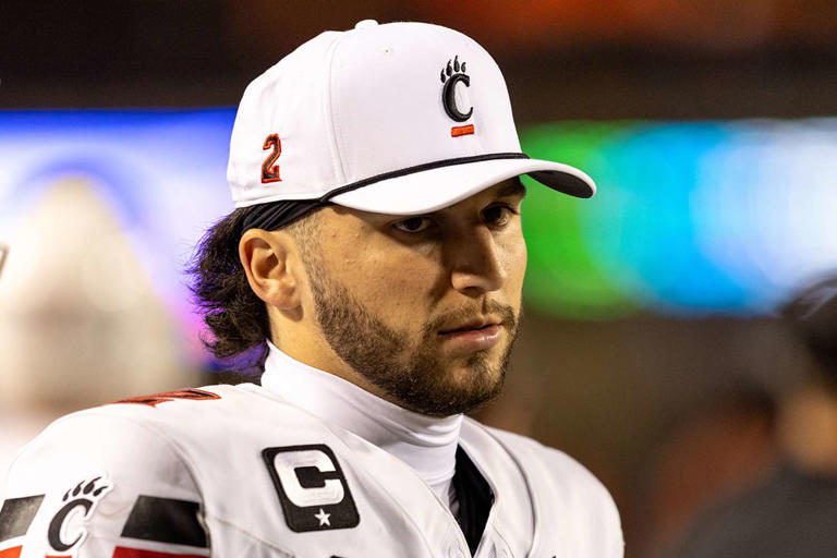 Texas Tech QB Brendan Sorsby enters treatment for gambling addiction ...