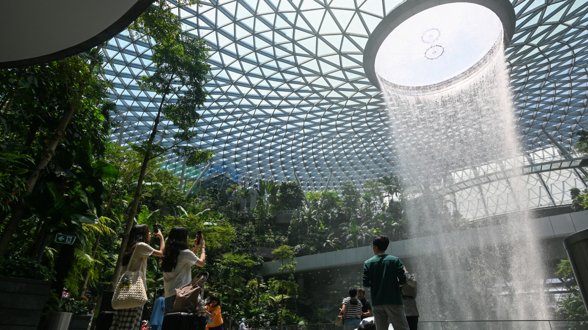 The world's most beautiful airports