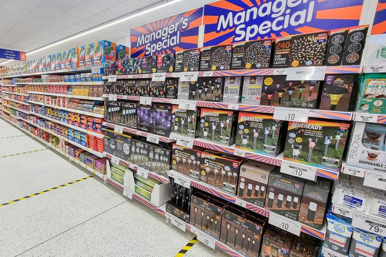 New B&M store set to take over former Debenhams at Stirling shopping centre