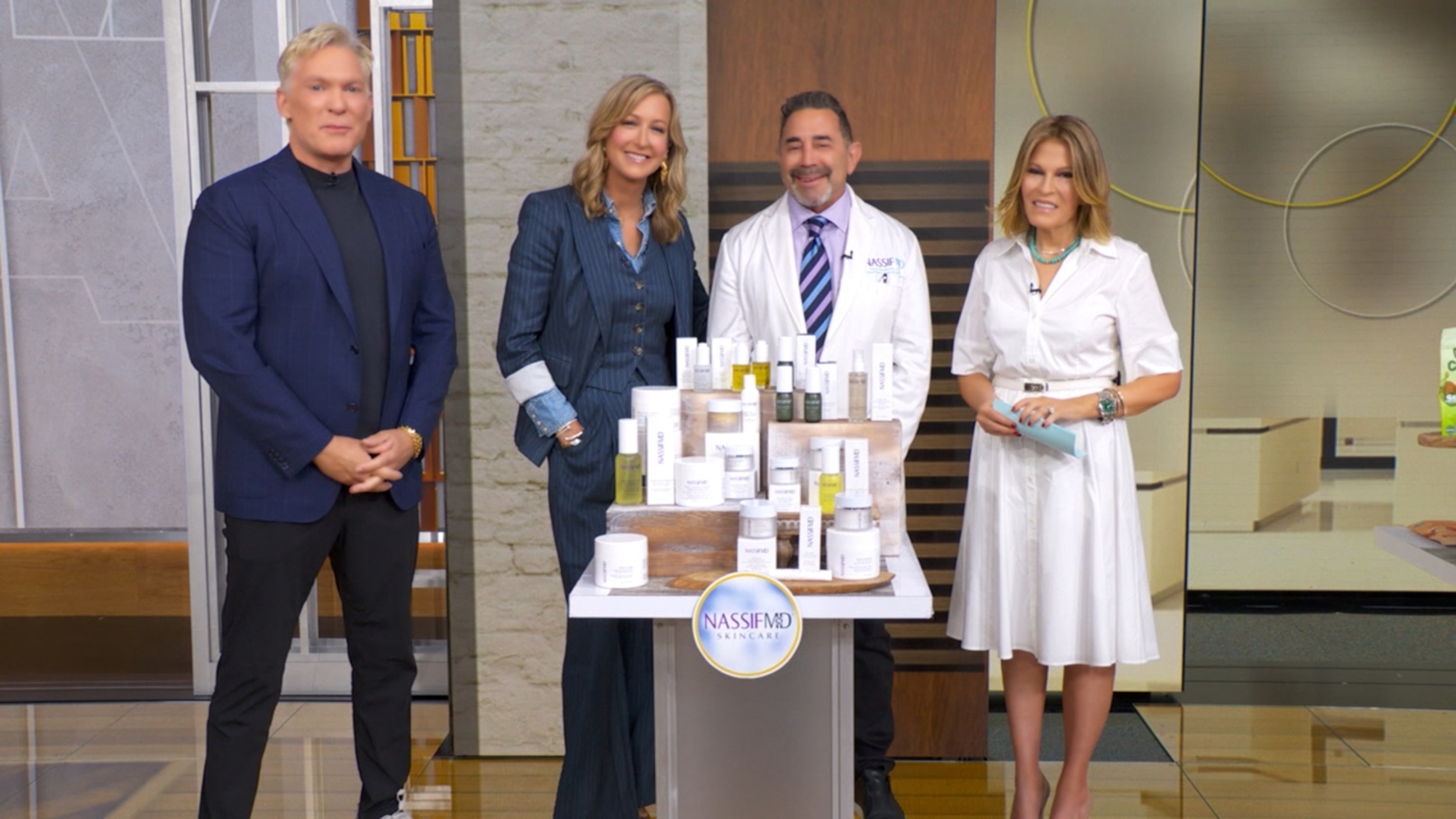 'GMA' deals and steals with Dr. Paul Nassif
