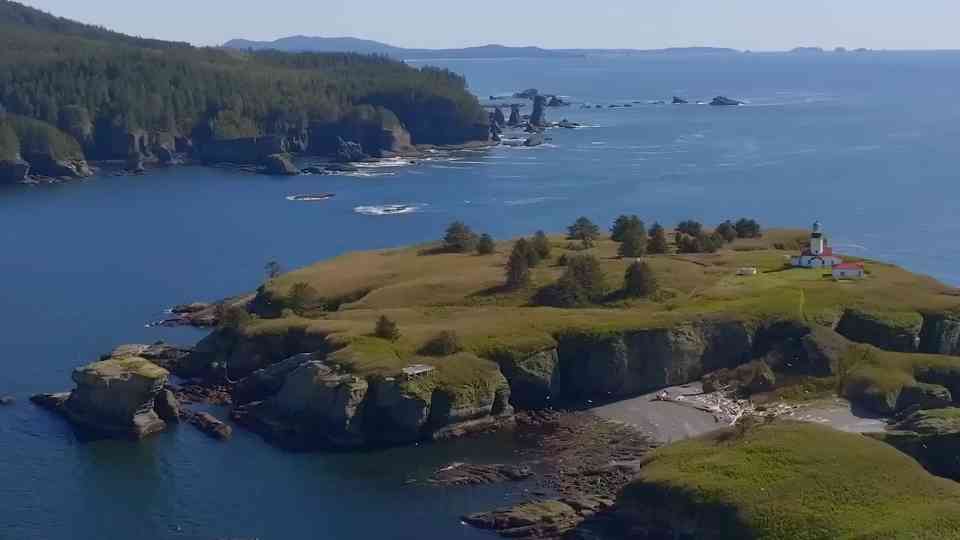 Why the Columbia River mouth became the 'Graveyard of the Pacific' with ...