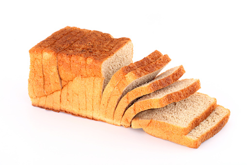 8 foods you shouldn’t keep in the fridge but probably do