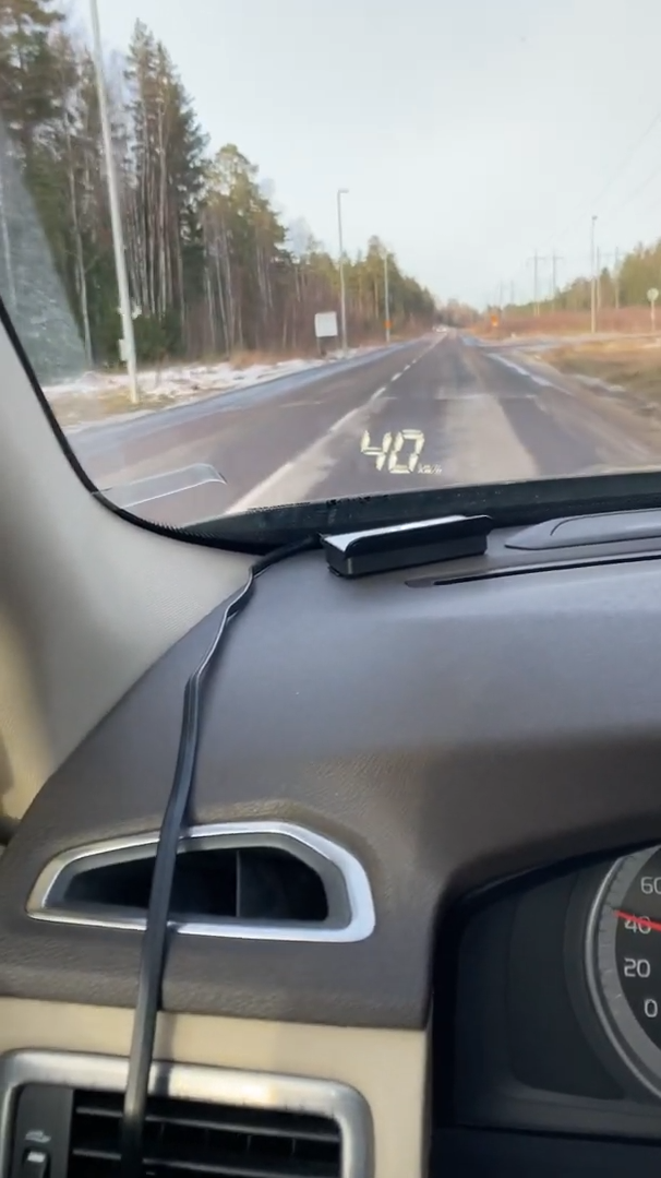 Hur HUDn visar hastigheten