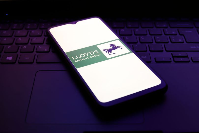 Lloyds Bank reveals 80,500 more customers affected by glitch that ...