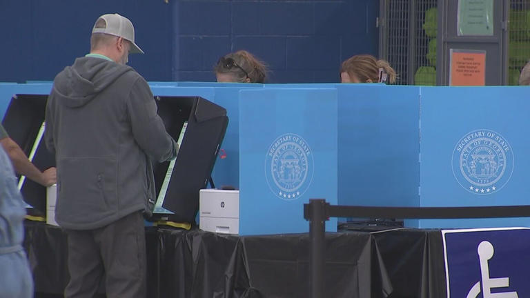 Here’s how many Georgia voters showed up for first day of early voting