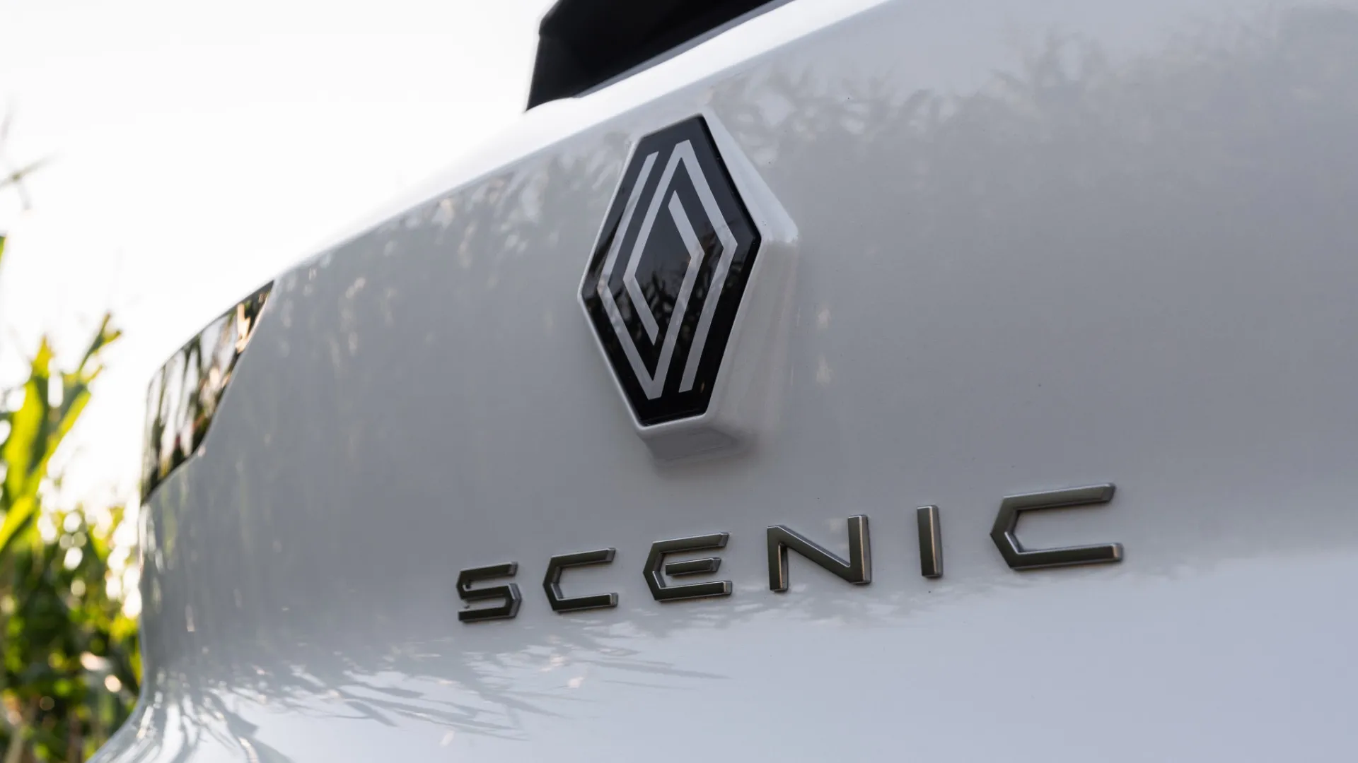 Renault Scenic vai ser renovado e protótipo já está em testes